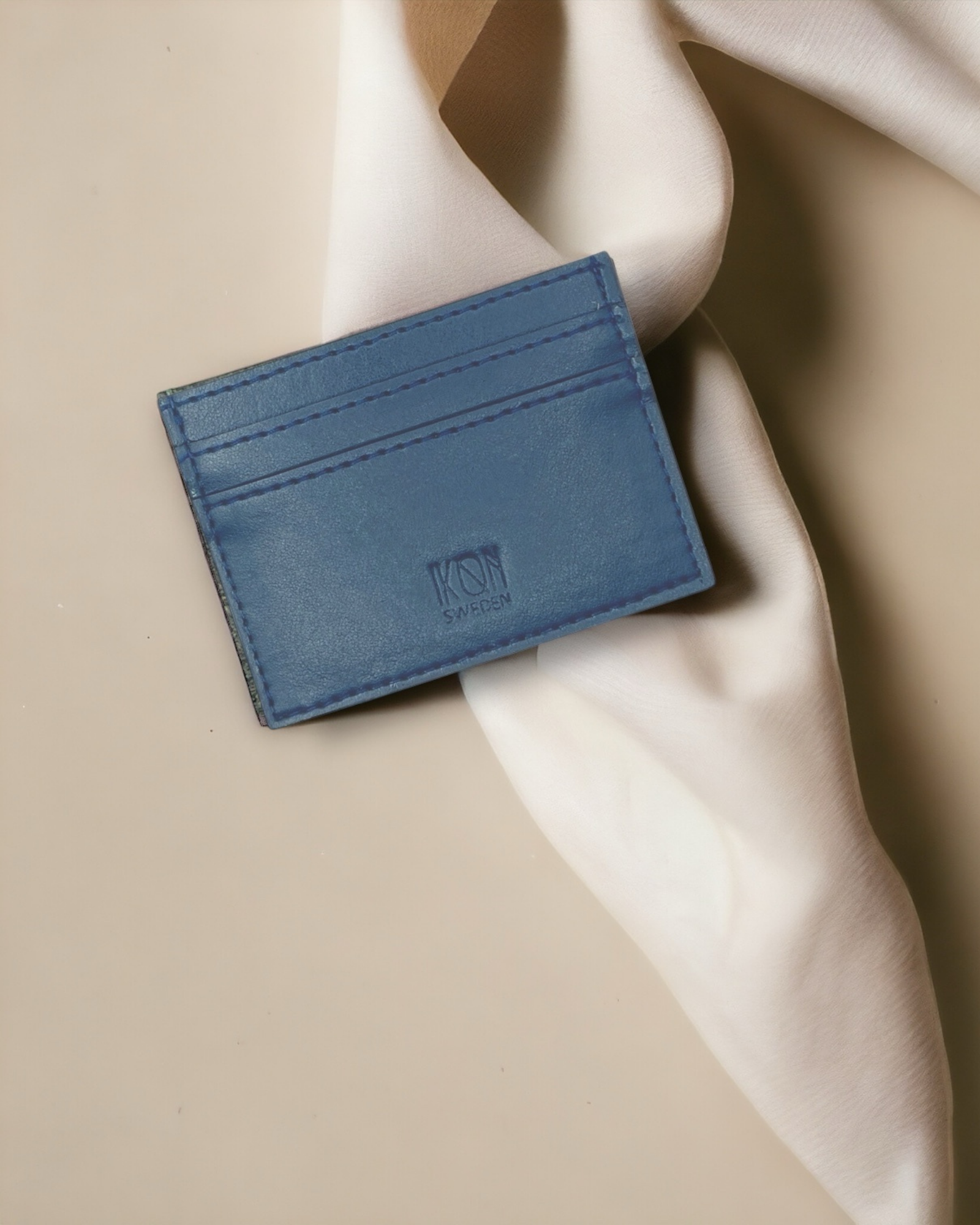 Buy Apple Leather Bags and Wallet | IKON SWEDEN