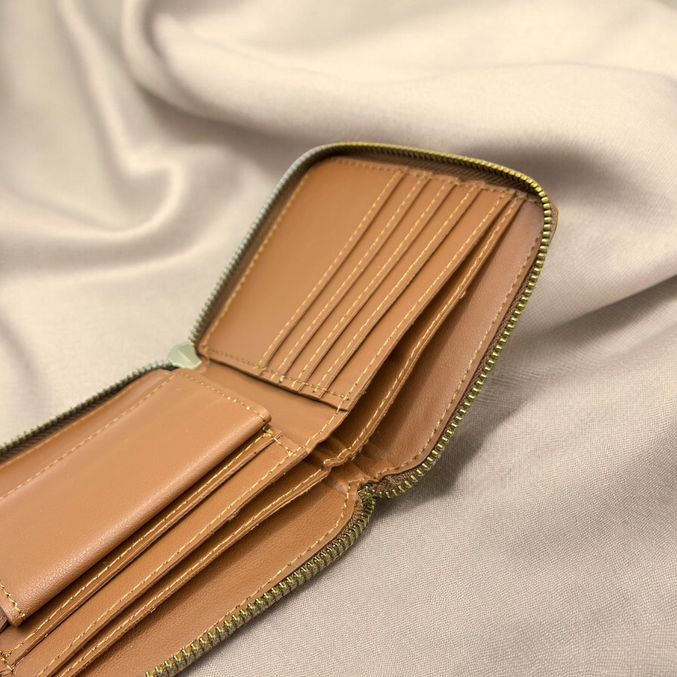 Plant based Leather Wallet | Unisex Zip Wallet | Cruelty free – IKON SWEDEN